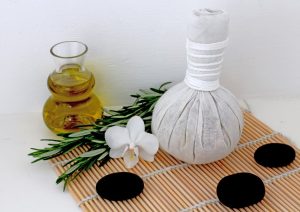 Thai Herbal Compress Massage for Herbal Healing - Ayurah Spa & Wellness ...